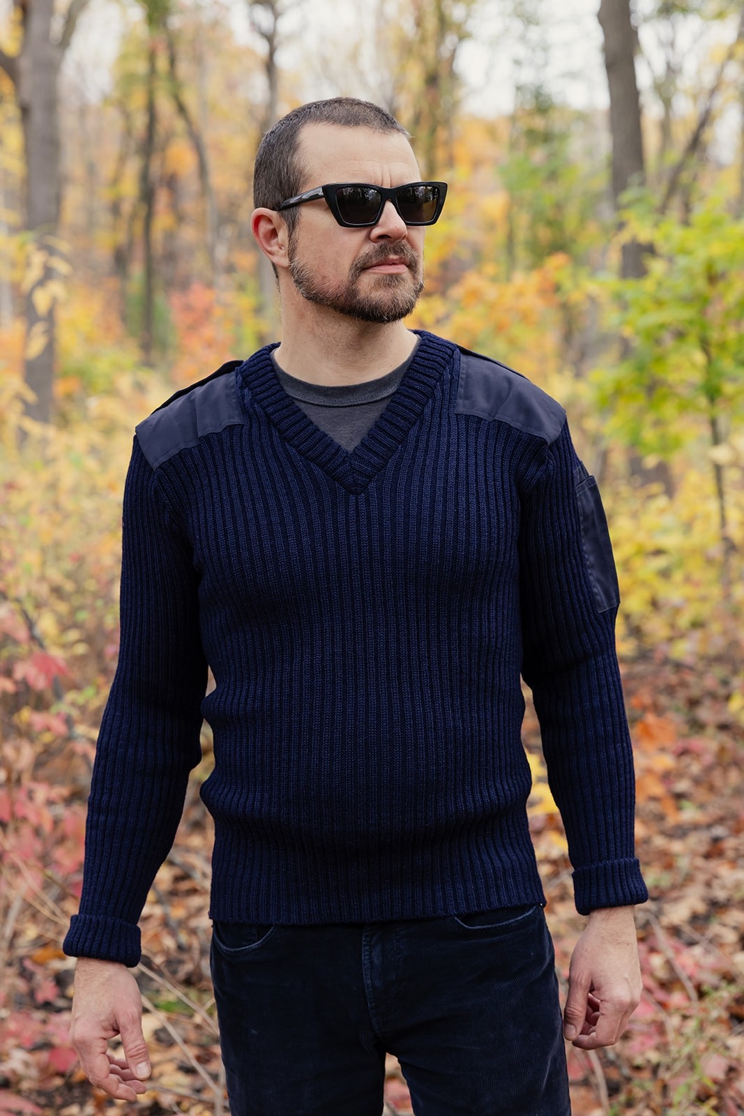 British Wool: York V-Neck British Wool Sweater With Pen Pocket, Navy Blue
